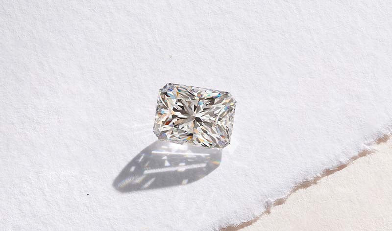 Shop Radiant Cut Lab Diamond | With Clarity