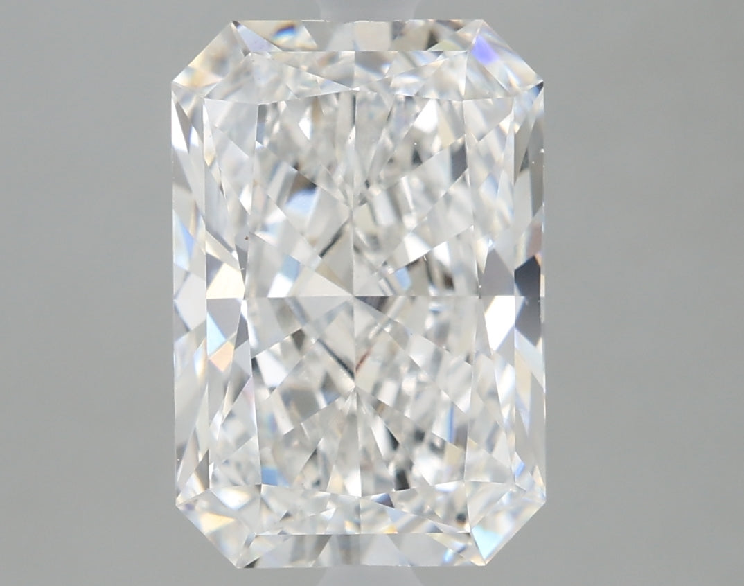 2.61 Carat Radiant Lab Diamond – With Clarity