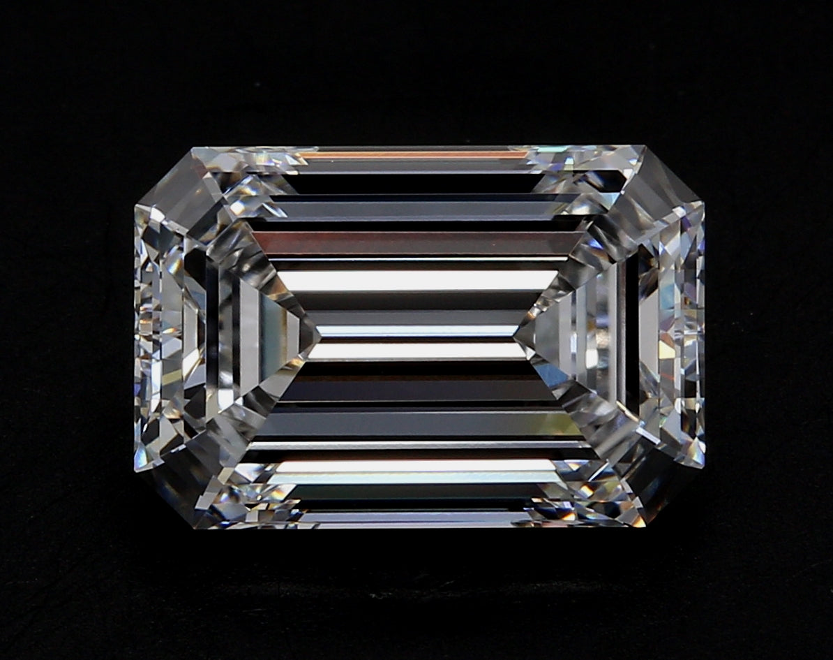 2.28 Carat Emerald Lab Diamond – With Clarity