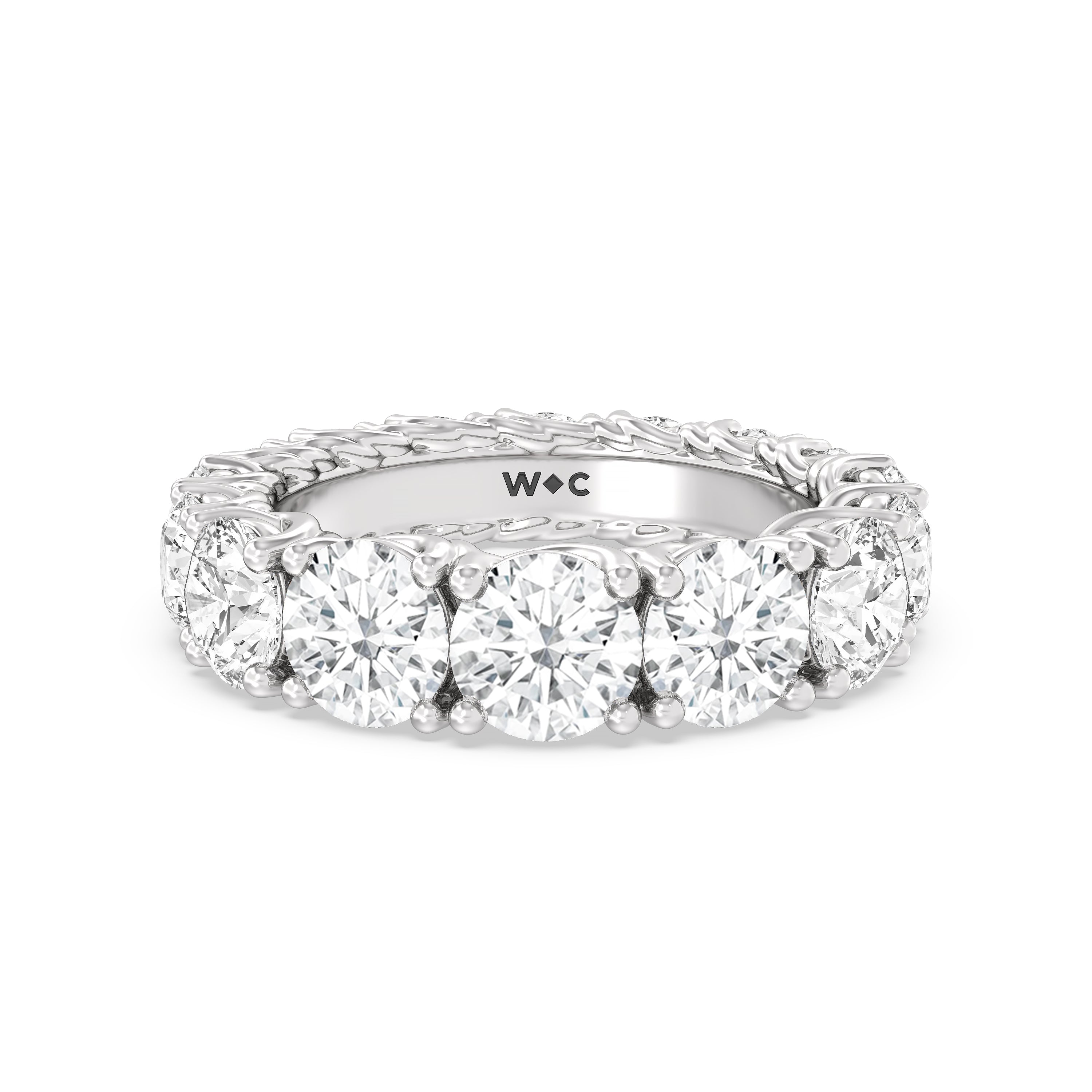 The Dumbo Eternity Ring – With Clarity