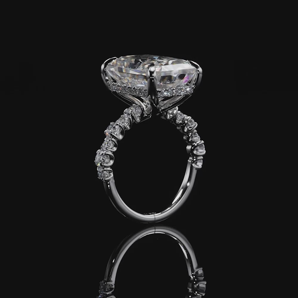 The Warhol Ring – With Clarity