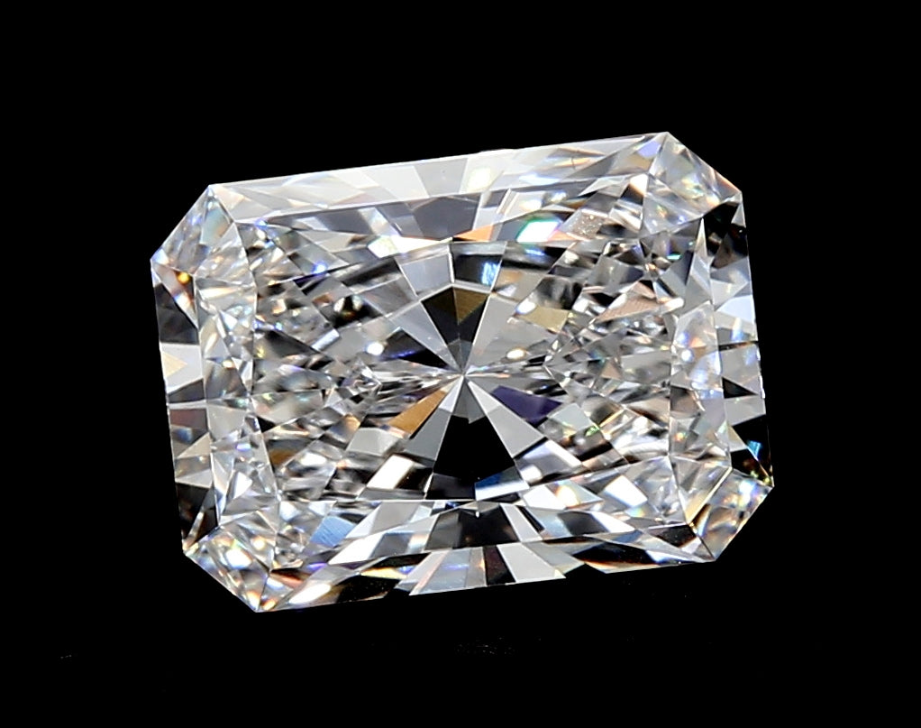 2.86 Carat Radiant Lab Diamond – With Clarity