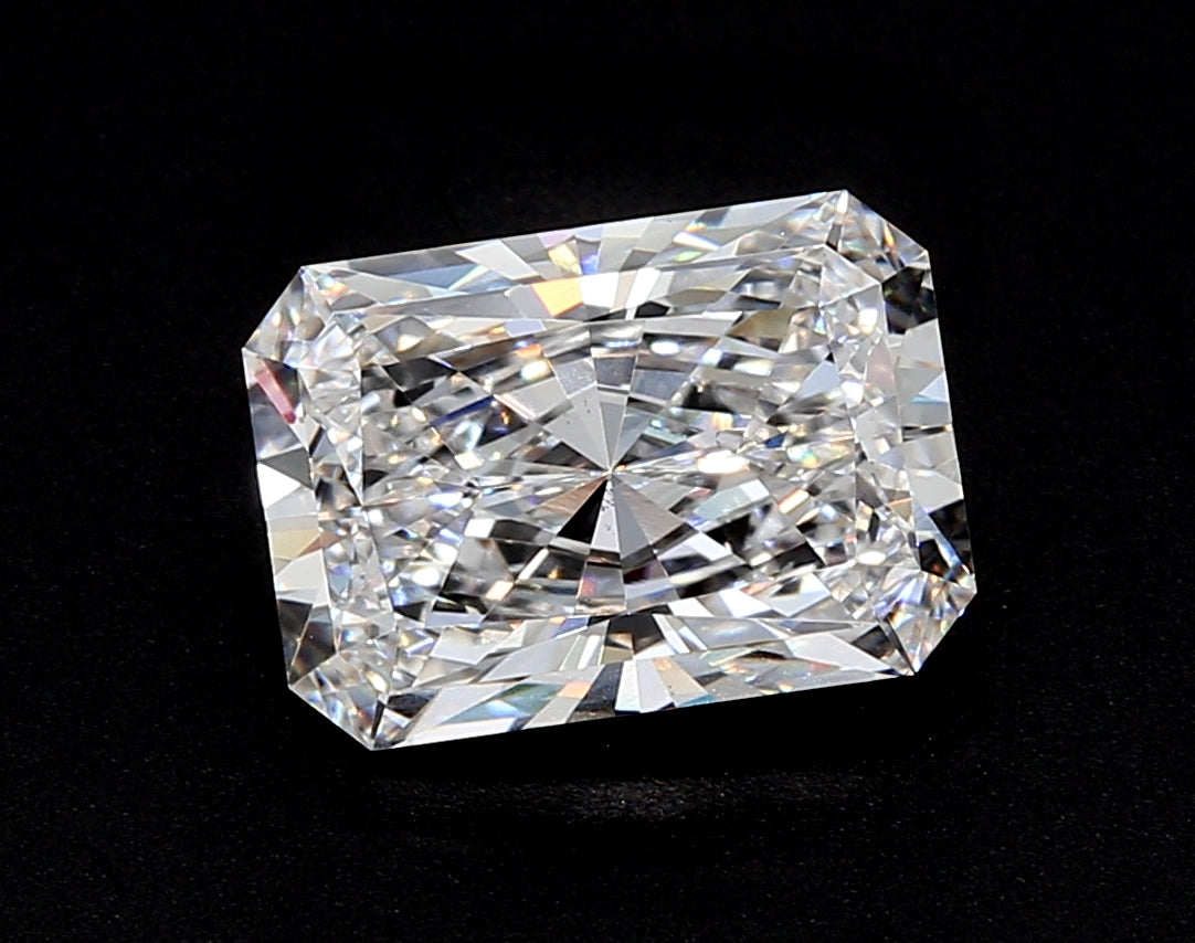 2.51 Carat Radiant Lab Diamond – With Clarity