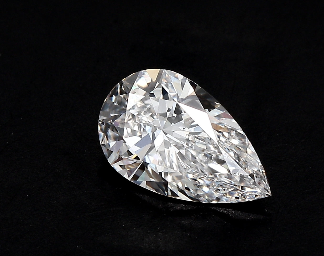 3.0 Carat Pear Lab Diamond – With Clarity