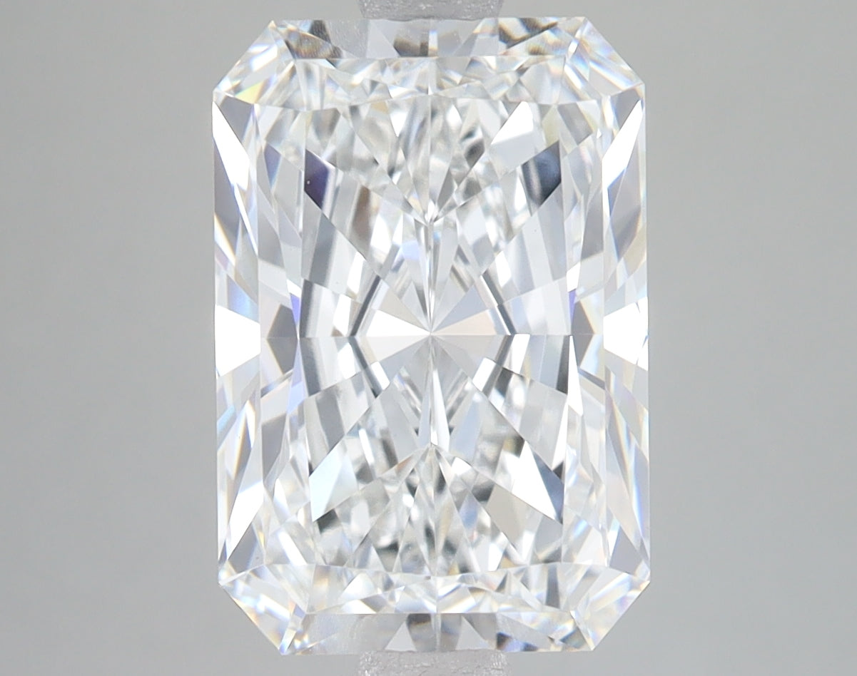 5.05 Carat Radiant Lab Diamond – With Clarity
