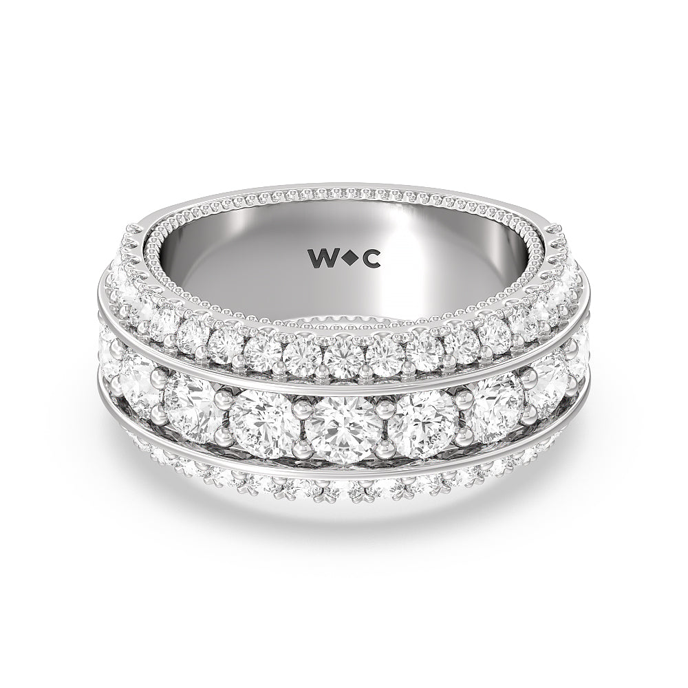 The Cobblestone Anniversary Ring – With Clarity